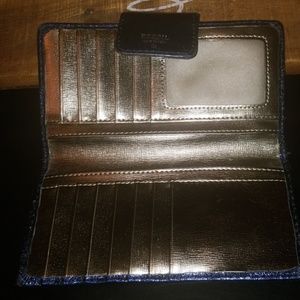 Fossil | Bags | Very Beautiful Blue Fossil Wallet | Poshmark